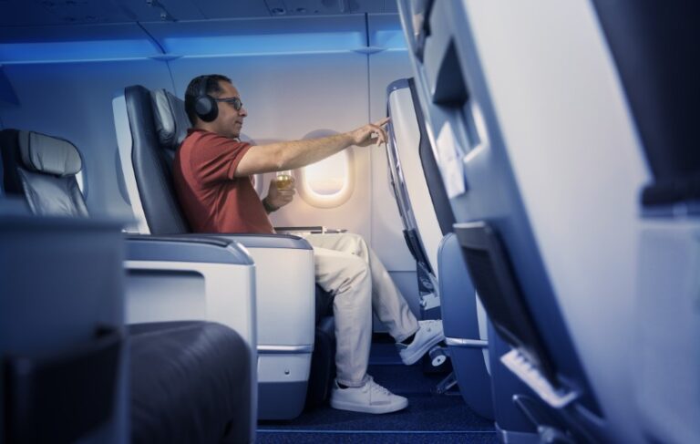 Découvrez la Classe Club Air Transat : confort, service et avantages